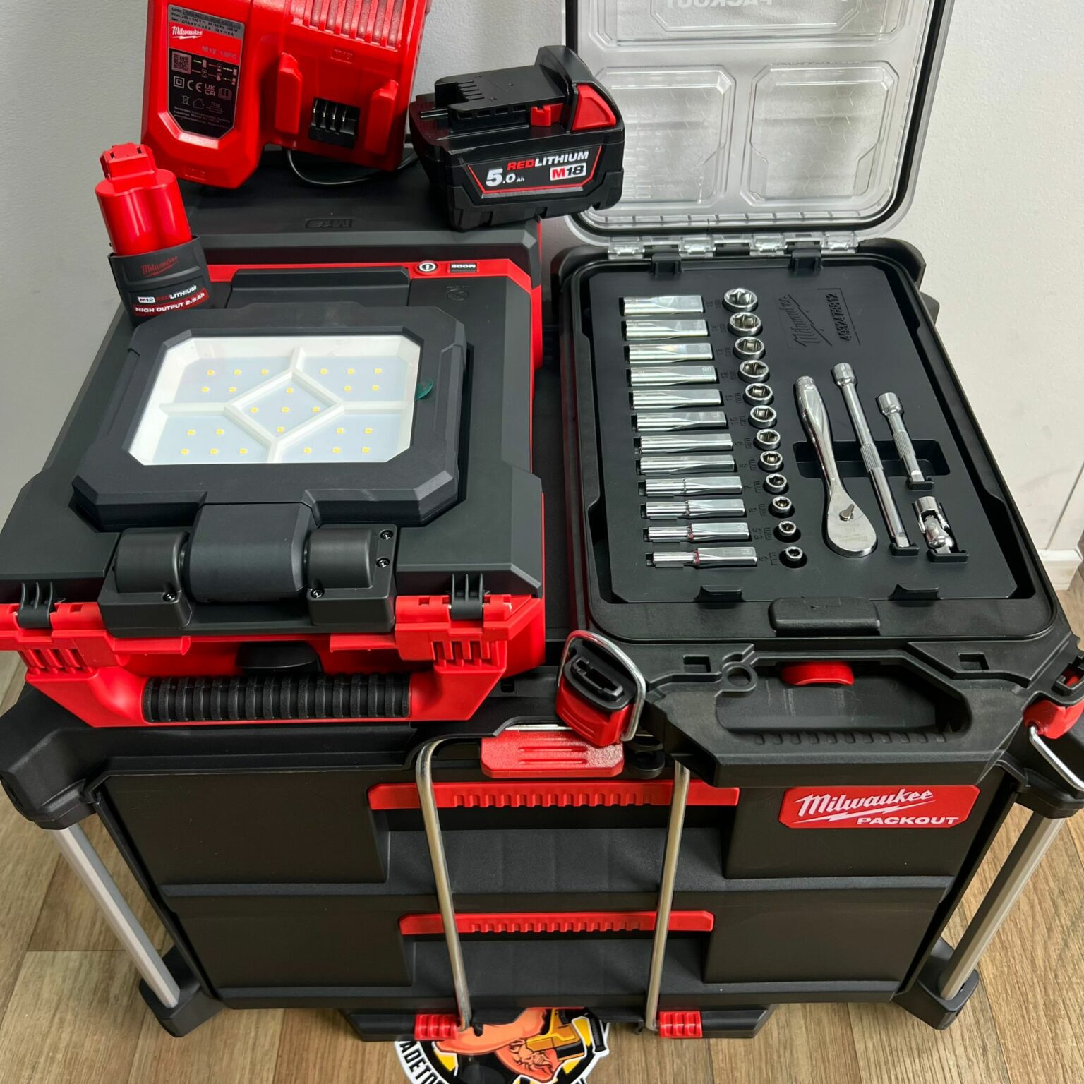 Milwaukee PACKOUT Workstation Bundle #2 - Power Tool Competitions - Win Vans & Power Tools