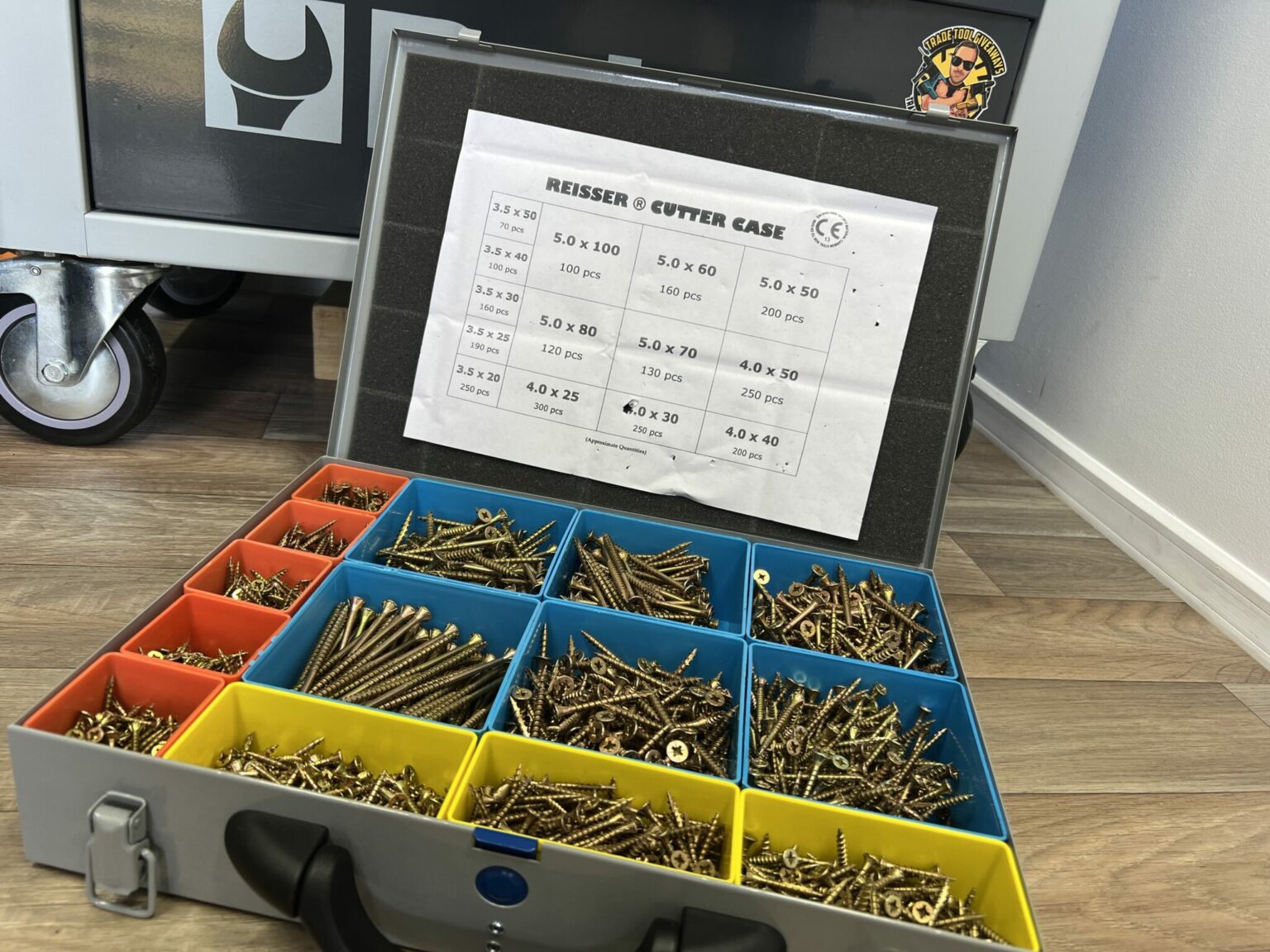 SUPER SATURDAY Auto Draw - Reisser SYSTEM CASE - 2480 Screws - Power ...