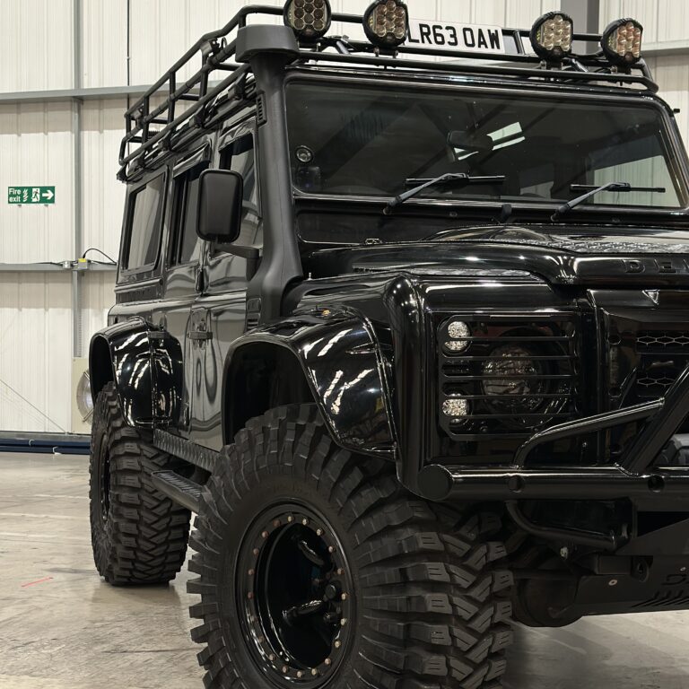 Land Rover Defender 110 2.2 XS TD D/C 4WD - Top Spec - Power Tool ...